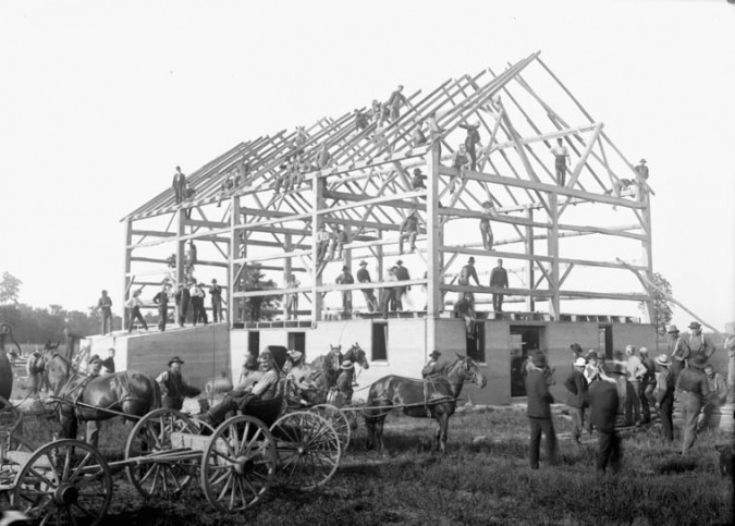 Barn raising - Nottinghack Wiki